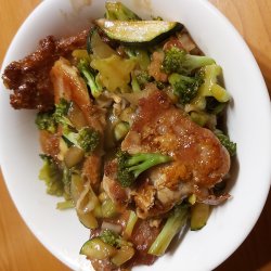 Brokoliai su cukinija ir kumpiu - receptas | MaistoLyga